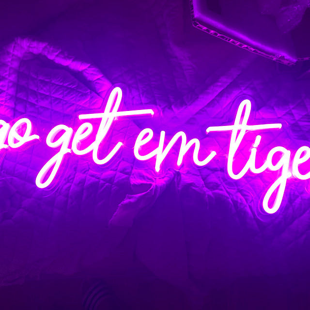 2023 Purple Neon Signs Ideas Aesthetic LED Purple Lights - FastNeonSigns